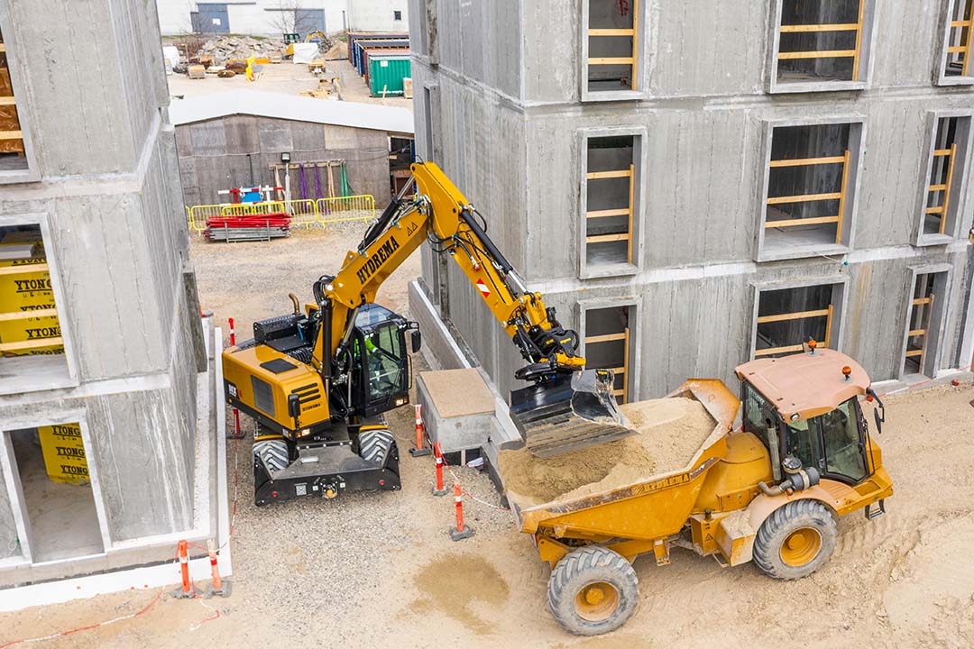 The MX16G: A Compact Marvel for Military Operations